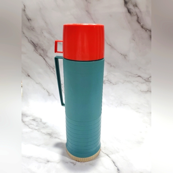 Thermos | Dining | Vintage Hot Cold Insulated Thermos | Poshmark